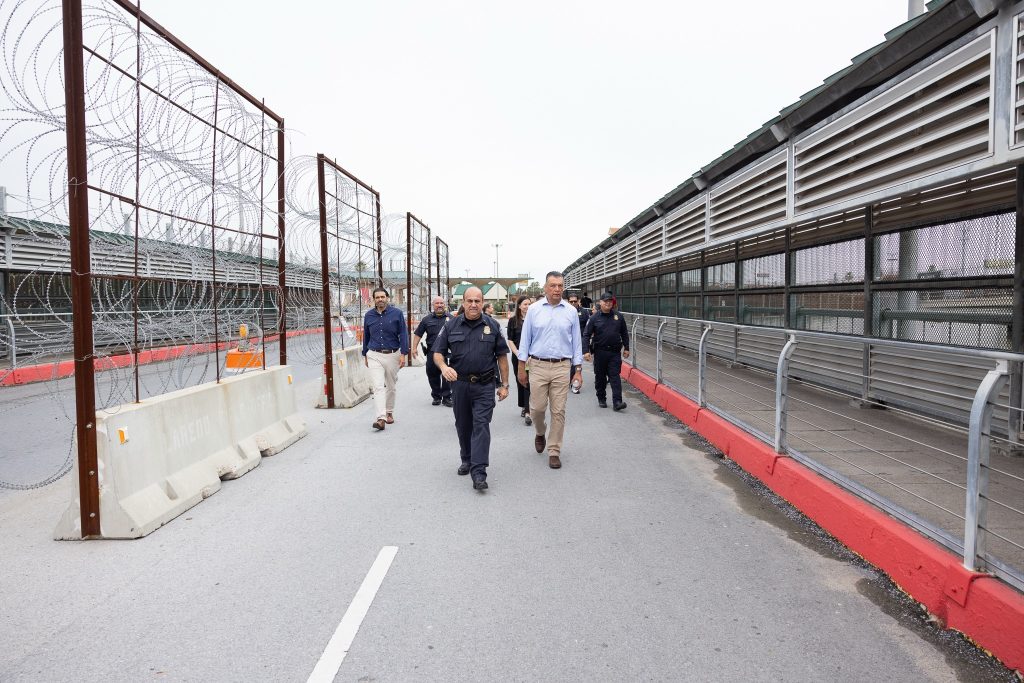 PHOTOS: Padilla Conducts Oversight Visit at Texas Border, Meets with ...